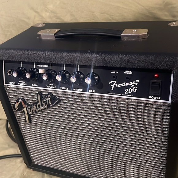 Fender | Other | Used Fender Frontman 2g 38w 20v60hz Guitar Practice ...